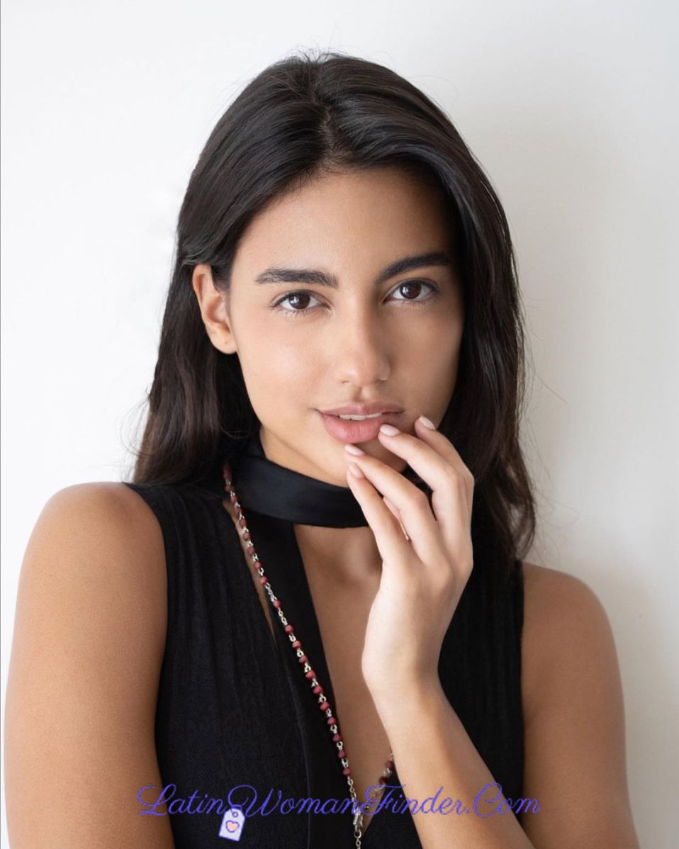 Brazilian Women: What Makes Them Perfect Girlfriends?