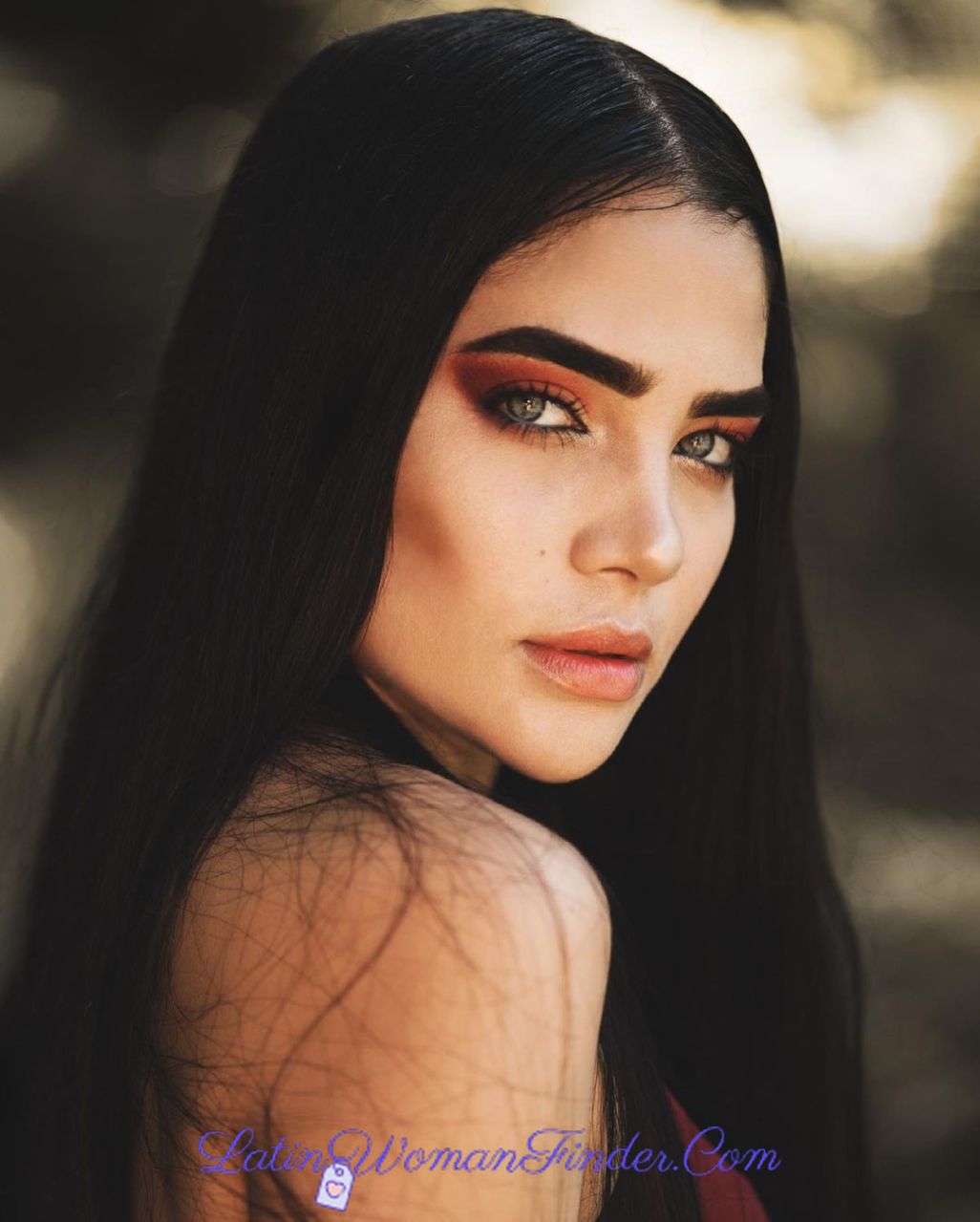 Colombian Women: Read This Guide Before Dating Them