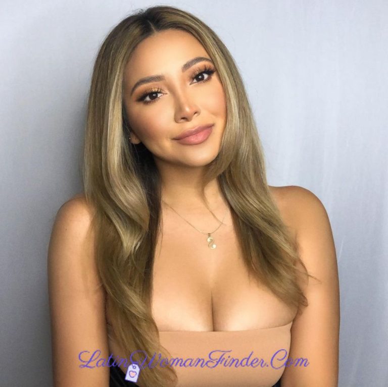 Salvadoran Women: What Makes Them the Best Wives?