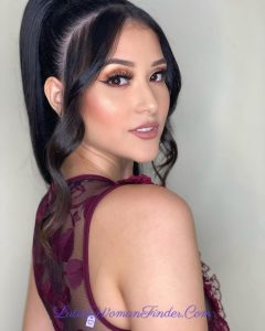 Panamanian Women: Read This Guide Before Dating Them