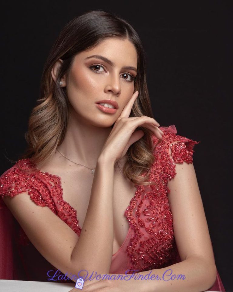 All You Need to Know About Dating a Paraguayan Woman