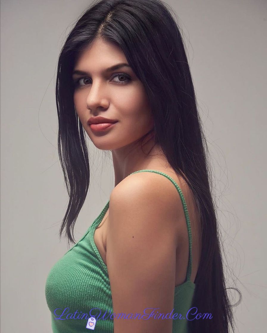 Dating Peruvian Women: Everything You Should Know